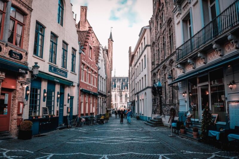 Brussels: Highlights & Hidden Gems Private Walking Tour - Practical Tips for Your Tour