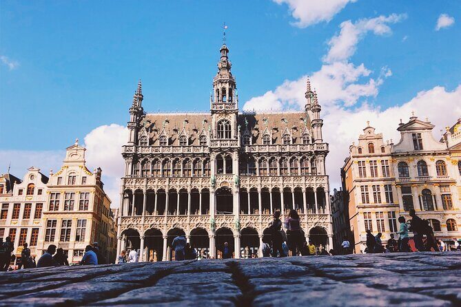 Brussels Highlights Walking and Bus Tour w/ Waffle - Exploring the Itinerary in Detail