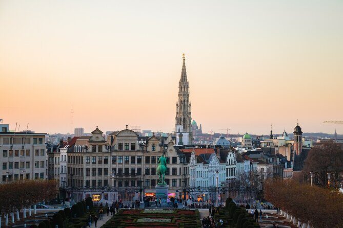 Brussels Highlights Walking and Bus Tour w/ Waffle - Authentic Traveler Thoughts
