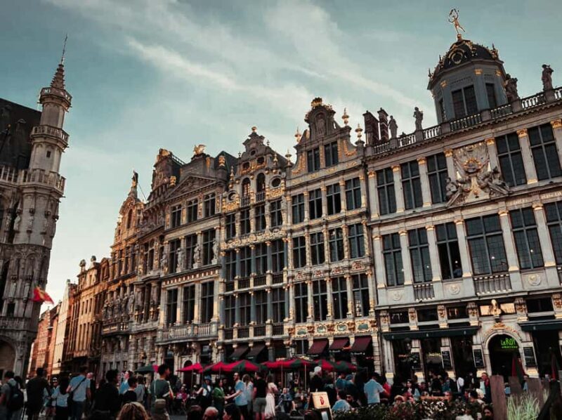 Brussels: Local Guide Walking Tour of the Historic Center - FAQ