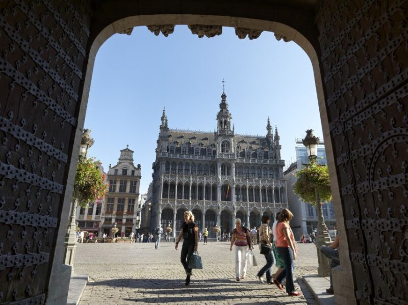 Brussels: Private 3-Hour Sightseeing Walking Tour - The Sum Up