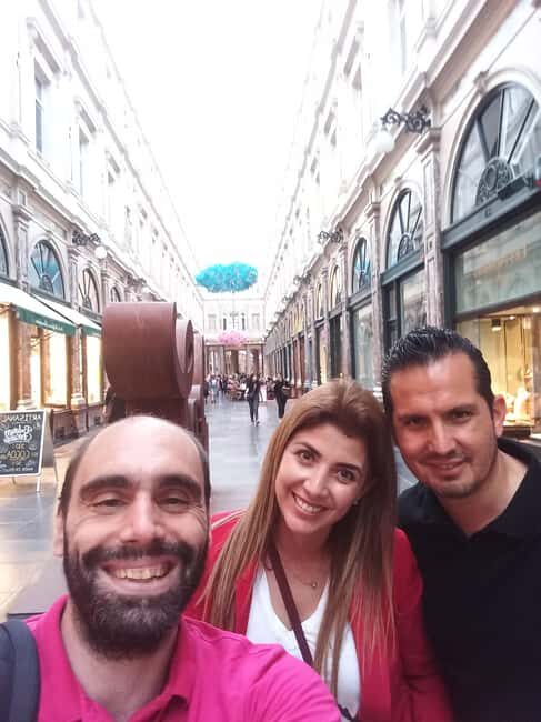 Brussels: Private Walking Tour with a Local - How the Tour Works Logistically