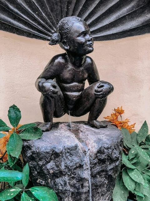 Brussels: Women in History Walking Tour - A Closer Look at the Brussels Women in History Walking Tour