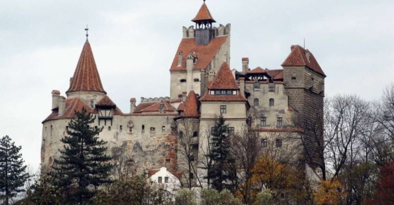 Bucharest: Bran & Peles Castle with Rasnov Citadel Day Trip - The Itinerary in Detail