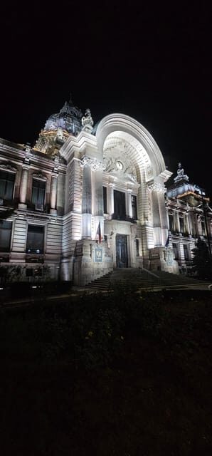 Bucharest: City Tour by car 1 Hour, photo stops and visits. - Detailed Breakdown of the Itinerary
