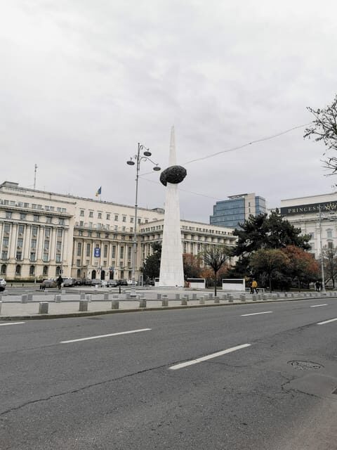 Bucharest City tour, panoramic tour, photo stops and visits - An in-Depth Look at the Experience