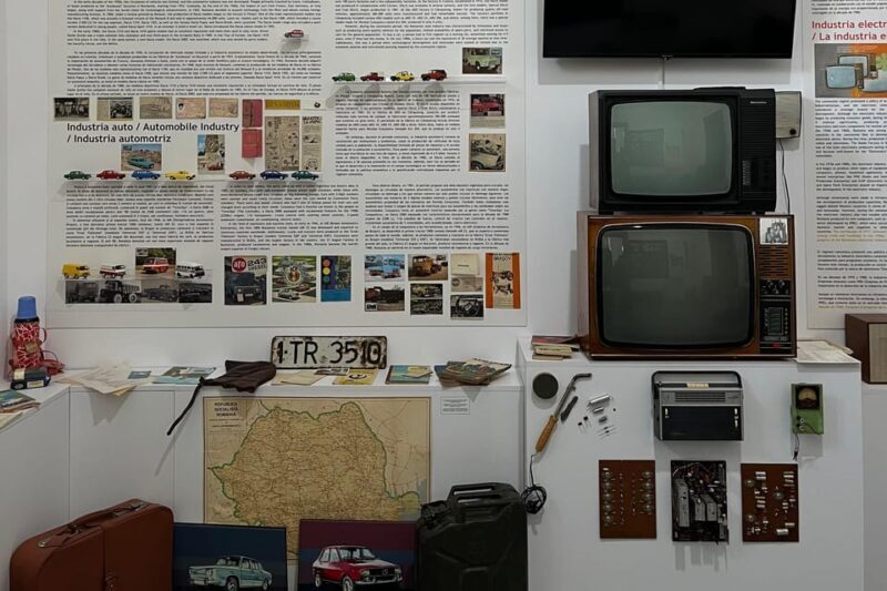 Bucharest: Dinner+Tour at Museum of Communism after closing - FAQ
