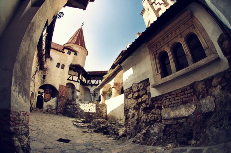 Bucharest: Dracula Castle, Peles Castle & Brasov Guided Tour - Key Points