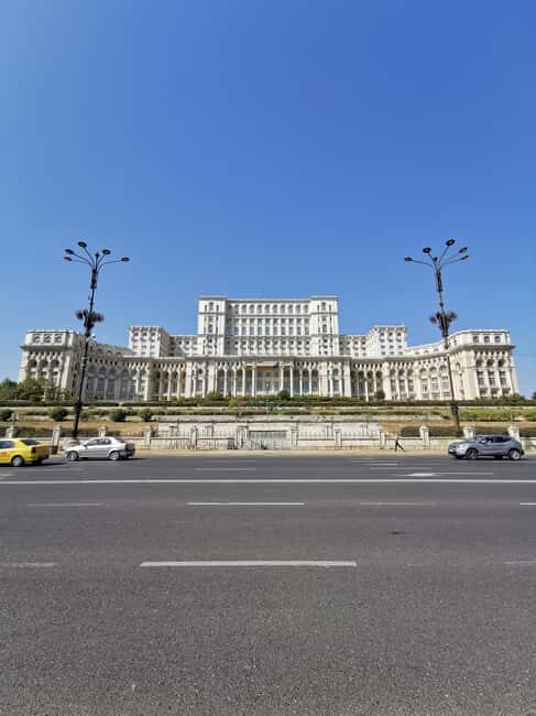 Bucharest: Hop-on Hop-off minibus & Village Museum visit - Exploring the Itinerary in Detail