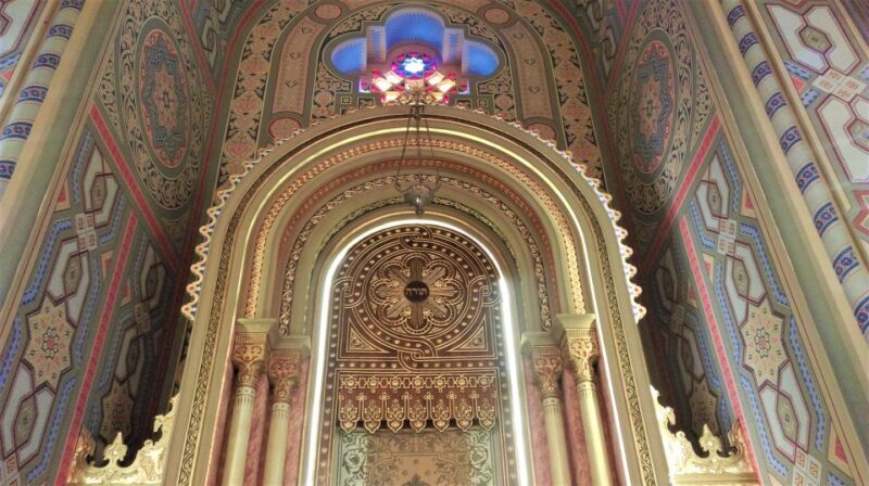Bucharest Jewish Heritage Private Walking Tour - Overview of the Jewish Heritage Private Walking Tour