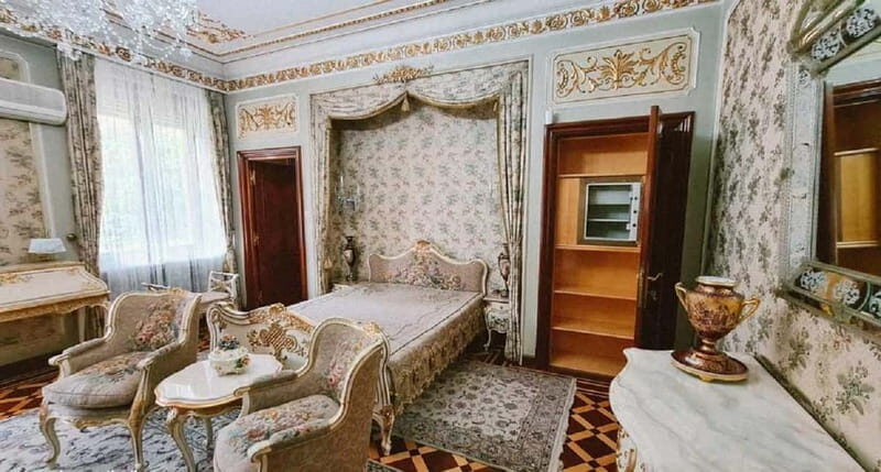 Bucharest Parliament Palace,Village Museum & Ceauescu House - Explore Bucharest’s Iconic Landmarks in a Single Day