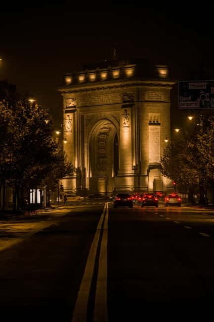 Bucharest: Parliament, Unirii Main Square & Mogosoaia Palace - Key Points
