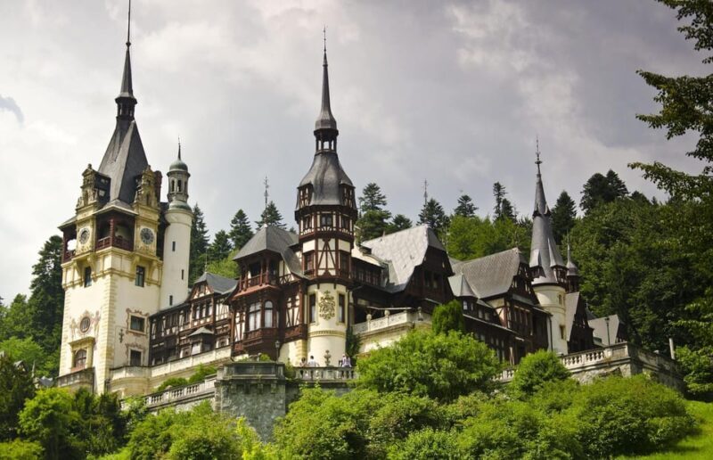 Bucharest: Peles Castle, Bran Castle & Braov Day Tour - An In-Depth Look at the Tour Experience