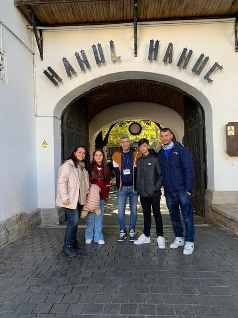 Bucharest: private and exclusive Italian walking tour - An In-Depth Look at the Experience