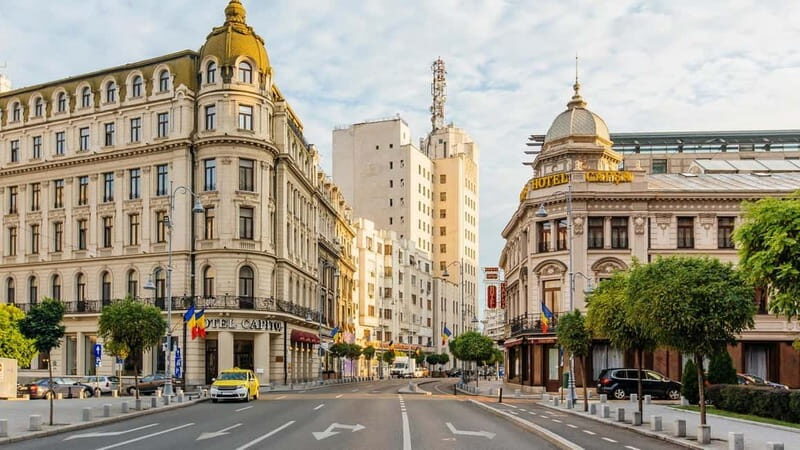 Bucharest Private City Tour 4h with Hotel Pickup & Drop-Off - Exploring the Village Museum