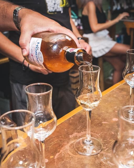 Bucharest: Romanian Spirits Tasting Experience at Corks - A Taste of Romanian Spirit: what to expect from the Corks experience
