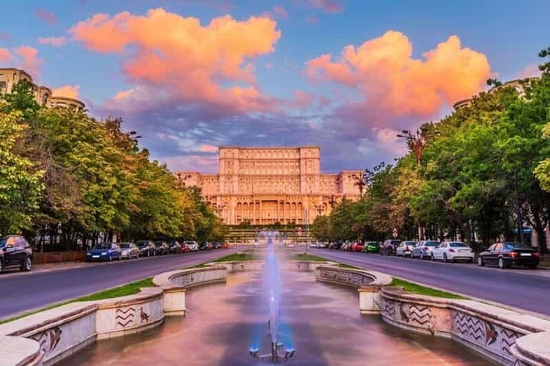 Bucharest : Street Art Walking Tour With A Guide - Detailed Breakdown of the Itinerary