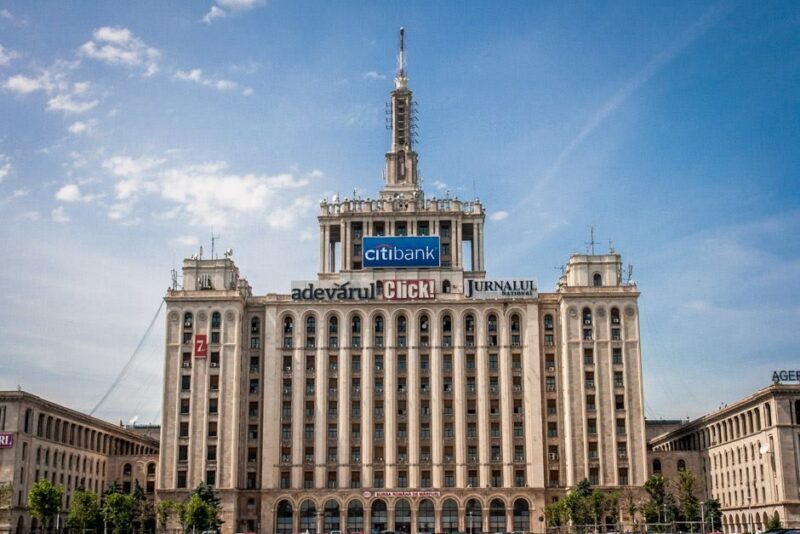Bucharest: The "Last Days of Communism" Tour - The Guide’s Role: Why It Matters