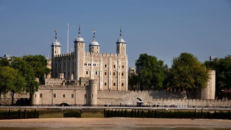 Buckingham Palace & Crown Jewels of London Tour - An In-Depth Look at the Itinerary
