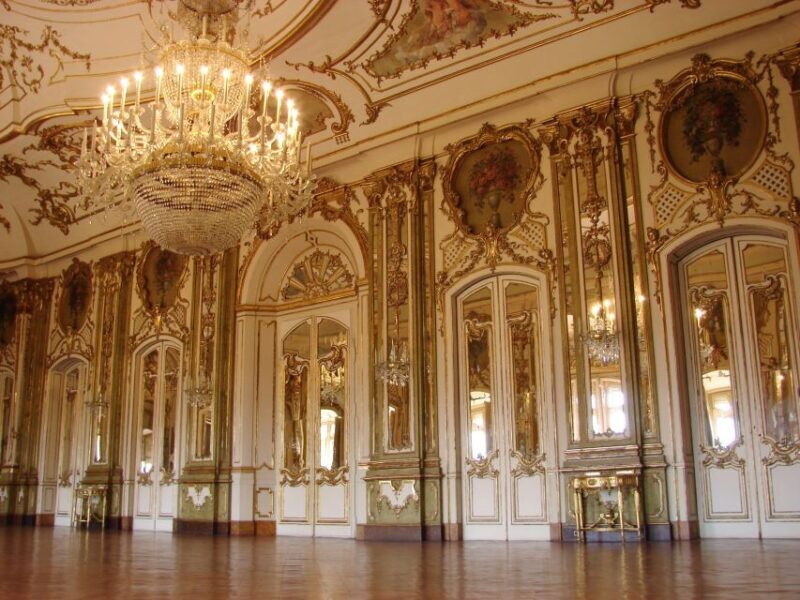 Buckingham Palace Exterior and Royal History Private Tour - The Practicalities and Value