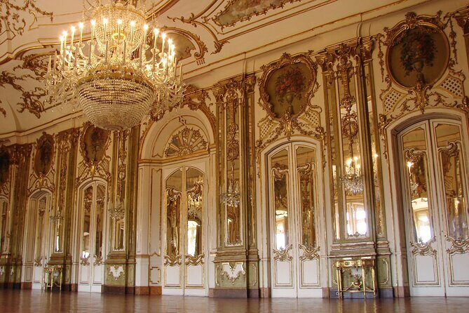 Buckingham Palace Exterior and Royal History Private Tour - Authenticity and Review Insights