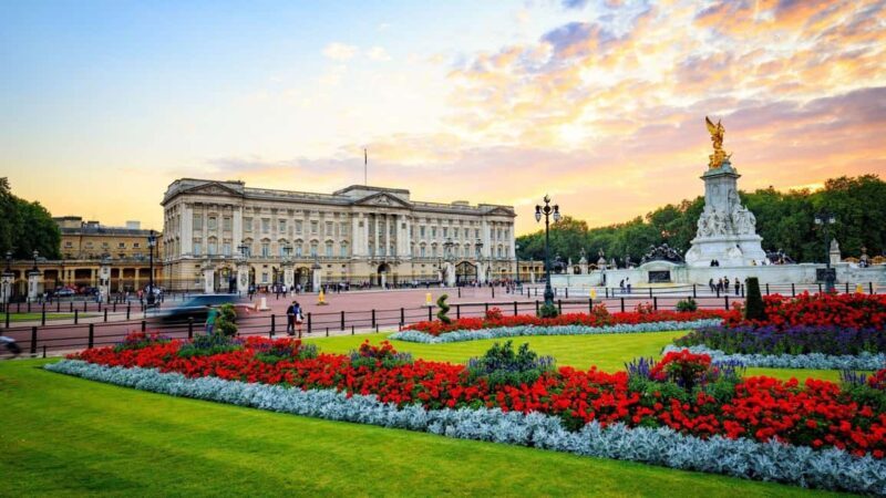 Buckingham Palace State Rooms Entry & Royal London Audio App - Price and Value Analysis