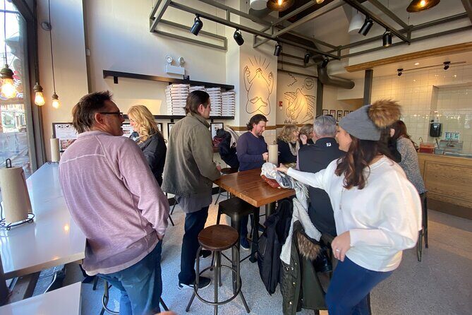 Bucktown Pizza Crawl in Chicago - A Detailed Look at the Chicago Christmas Pizza Crawl