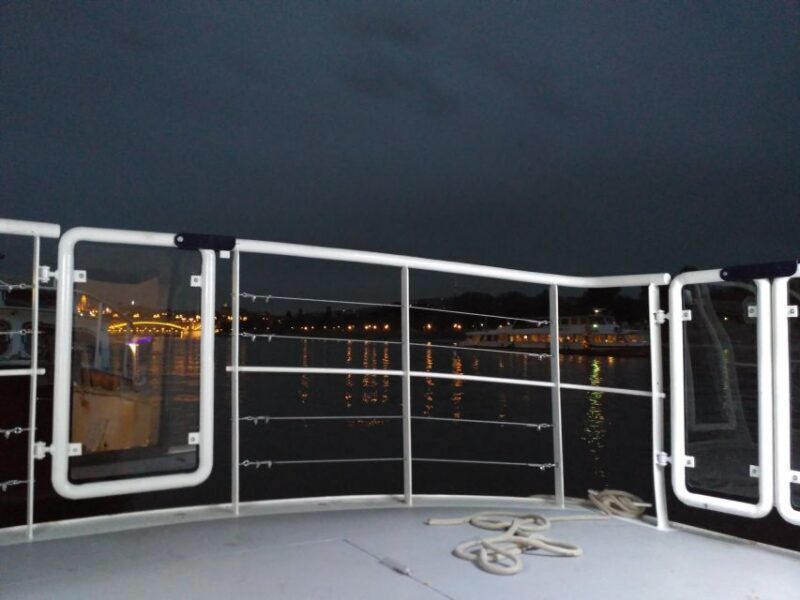 Budapest: 1-Hour Private Boat Cruise - Discovering the Budapest: 1-Hour Private Boat Cruise