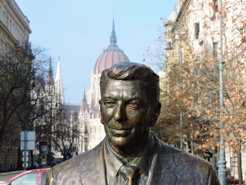 Budapest: 3-Hour Walking Tour About Communism (Small Group) - Exploring Budapest’s Communist Past: An Honest Review of the 3-Hour Walking Tour