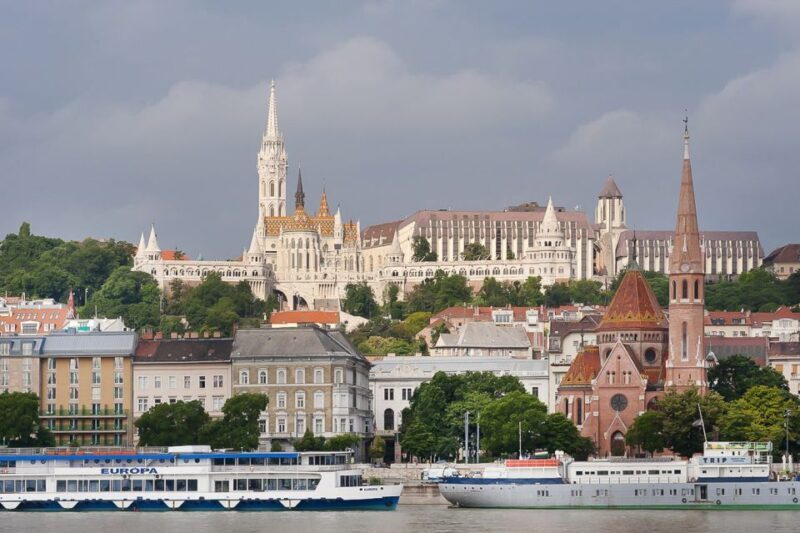 Budapest 3-Hour Walking Tour in Italian - What to Expect from the Tour Itself