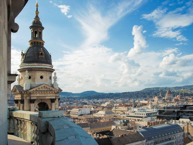 Budapest: 3-Hour Walking Tour of Pest with a Historian - Highlights and Itinerary Breakdown