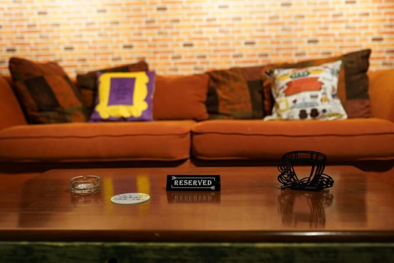 Budapest: 90s Sitcom Escape Room Adventure with Drinks - FAQ