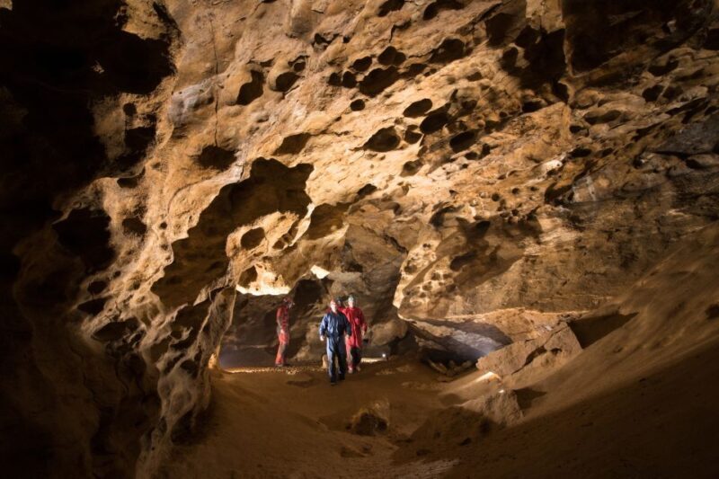 Budapest: Adventure Caving Tour with Guide - Key Points