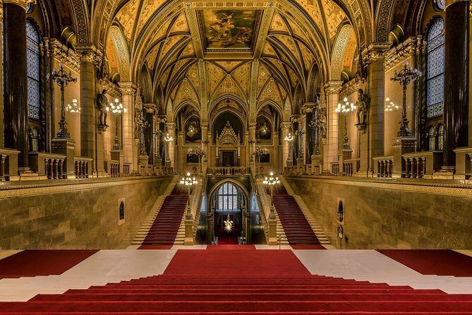 Budapest Airport Transfers: Budapest Airport BUD to Budapest City in Luxury Van - Who Will Love This Service?