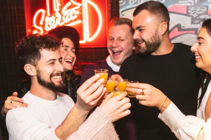 Budapest: Bar Crawl with a Local Guide - Key Points