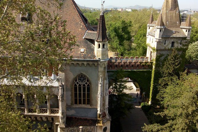 Budapest best view points / easy access - Authenticity and Value
