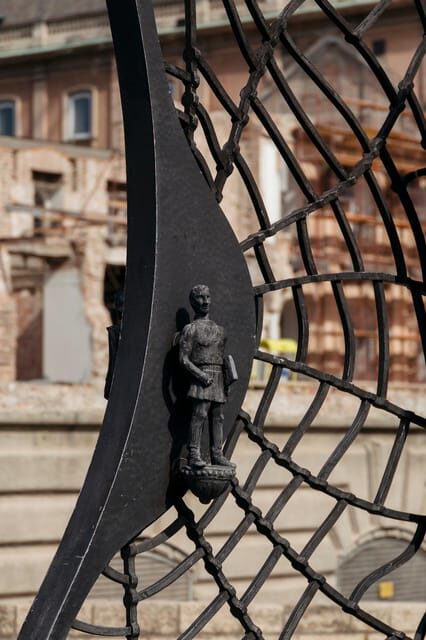 Budapest: Buda Castle Walking Tour & Folk Music Performance - Who Will Love This Tour?