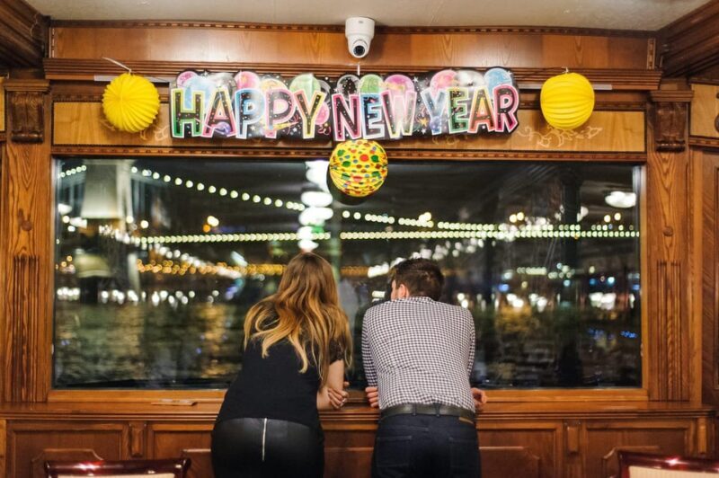 Budapest: Christmas and Holiday Danube Dinner Cruise - Final Thoughts: Who Should Consider This Cruise?