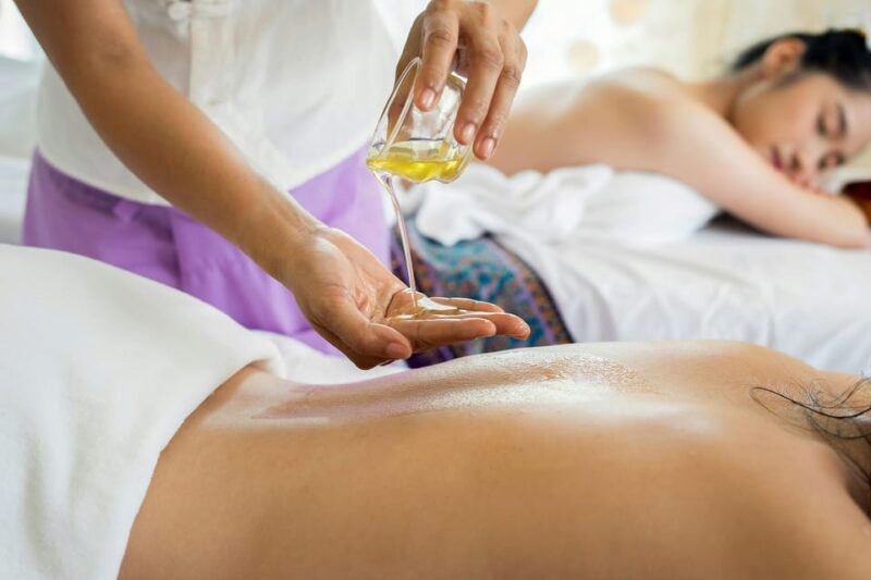BUDAPEST, Day Spa : Couples Massage with Roses Bubble Bath - Authentic Perspectives: What Do Reviewers Say?