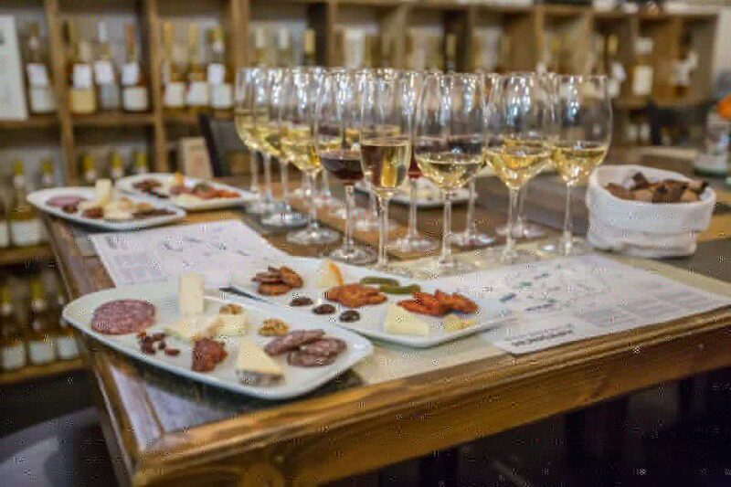 Budapest: Essentials of Hungarian Wine Tasting Class - Key Points