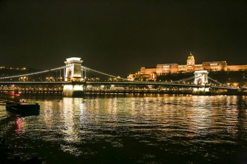 Budapest: Evening Cruise including Drinks and Live Music - Price and Value