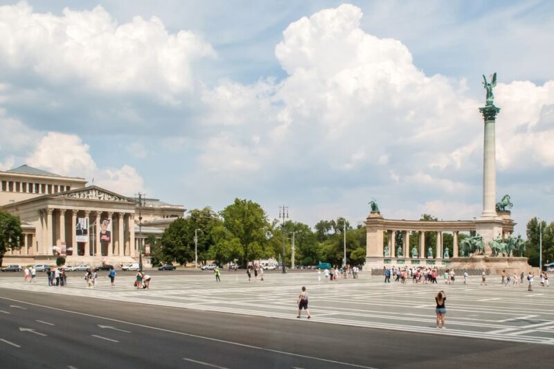 Budapest: Floating Bus Tour by Land and Water - Practicalities and Tips