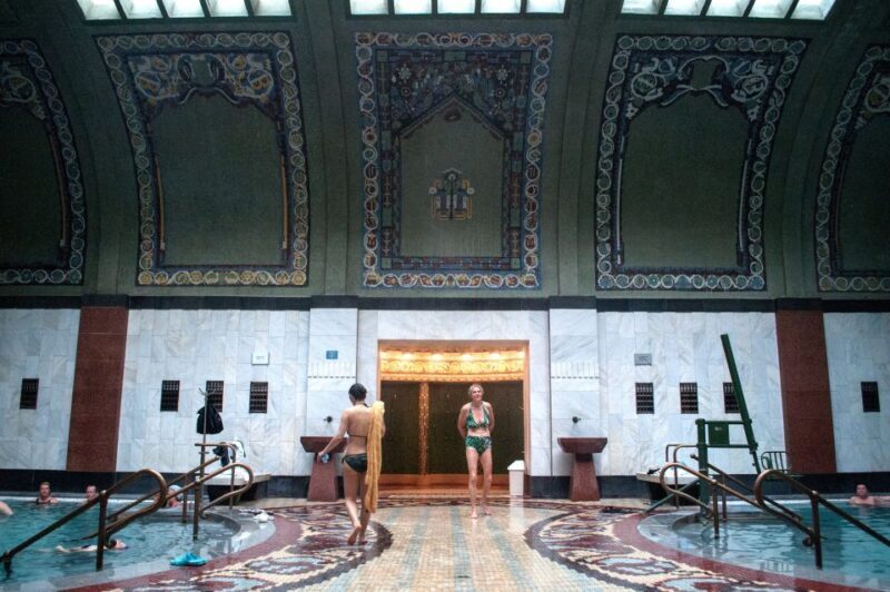Budapest: Full-Day Gellért Spa Ticket - Practical Considerations