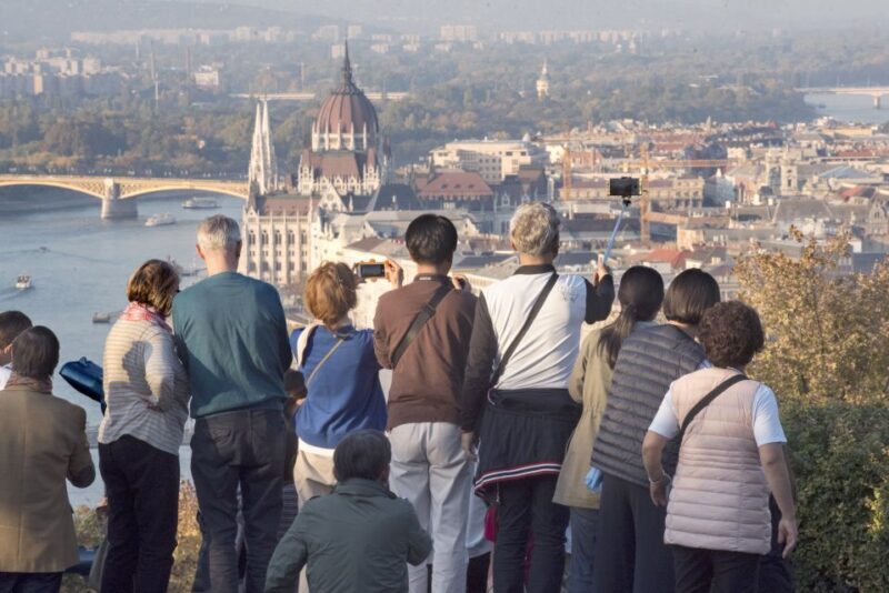 Budapest: Grand City Tour with Parliament Visit - Introduction: What to Expect from the Budapest Grand City Tour
