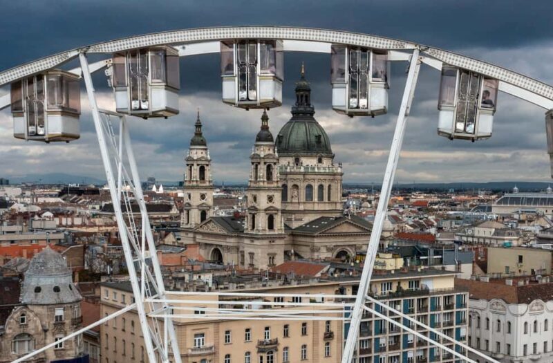 Budapest: Grand City Walking Tour with a Guide - An Enthusiastic Introduction to Budapest’s Sights