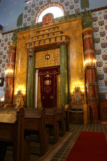 Budapest Grand Half-Day Jewish Heritage Tour - Final Thoughts: Is This Tour Right for You?