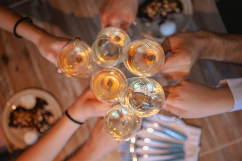 Budapest: Guided Foodie Walking Tour with Food and Drinks - Value for Money