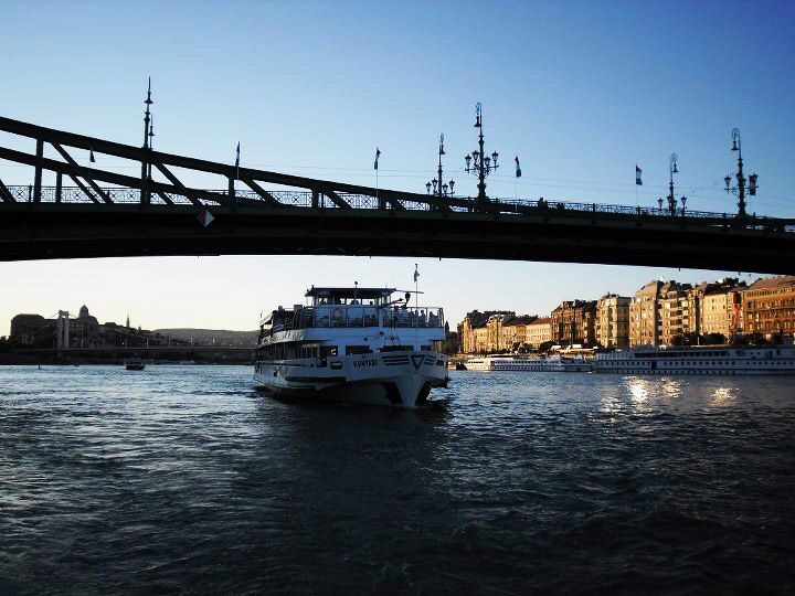 Budapest: Half-Day Highlights Small Group Private Tour - The Sum Up: Who Will Love This Experience?