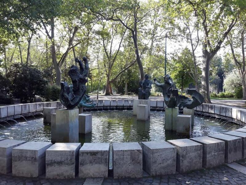 Budapest: Heroes' Square and City Park Tour with Folk Music - Why This Tour Is Worth Considering