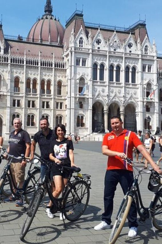 Budapest : Highlights & Hidden Gems Walking Tour - Authentic Experiences and Practicalities